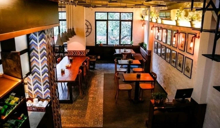 15 Best Cafes In CP For A Fun & Chilled Evening